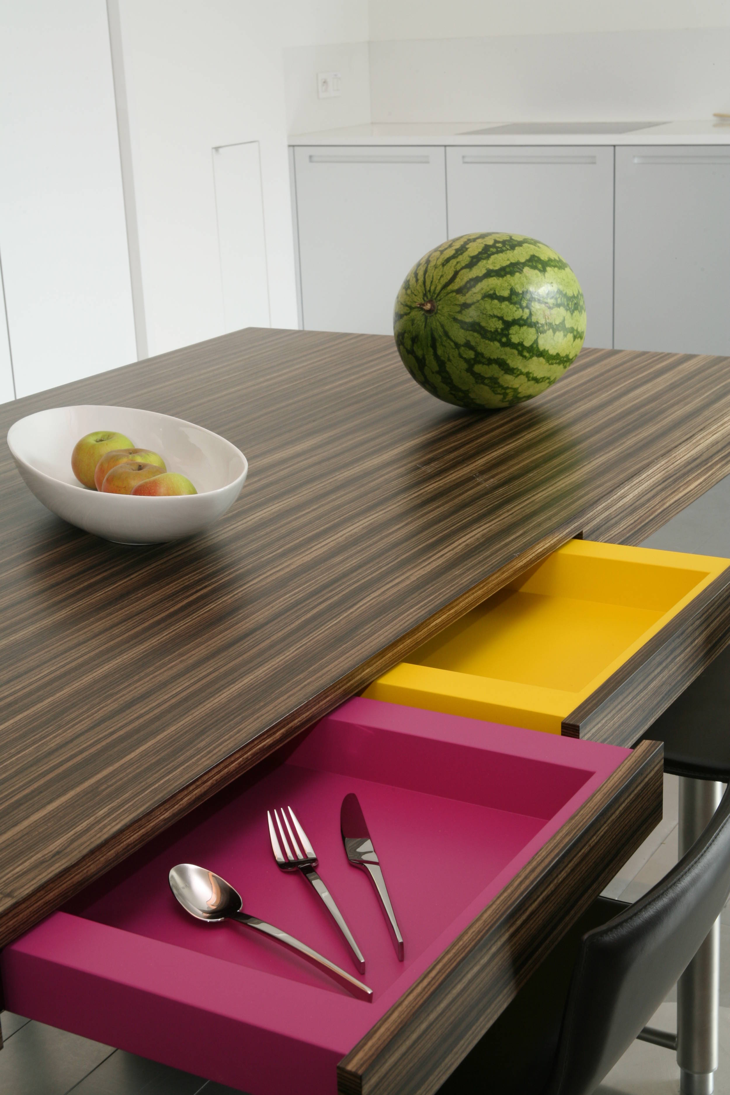 Elevating table — Barthélémy Griño