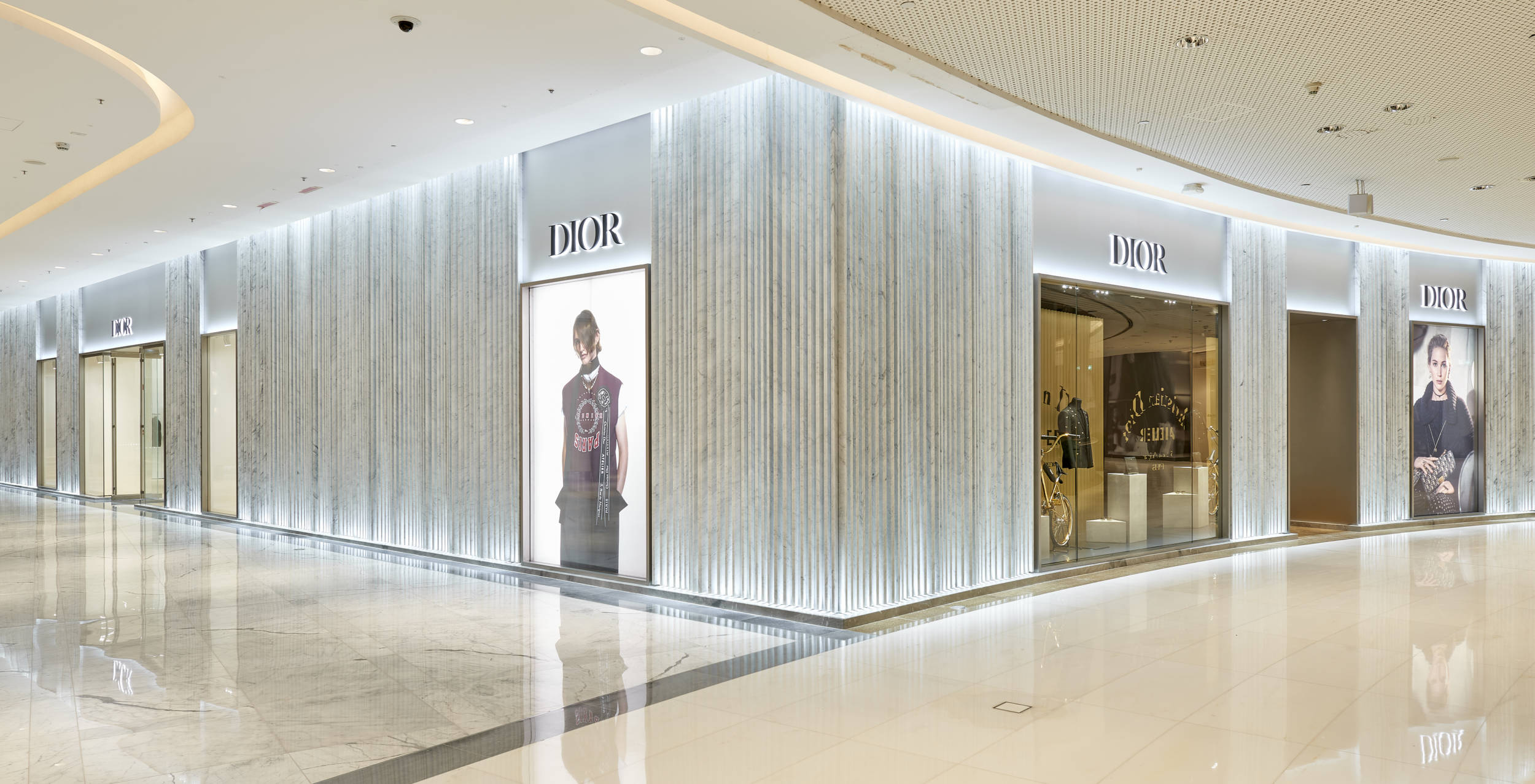 Dior façade concept — Barthélémy Griño
