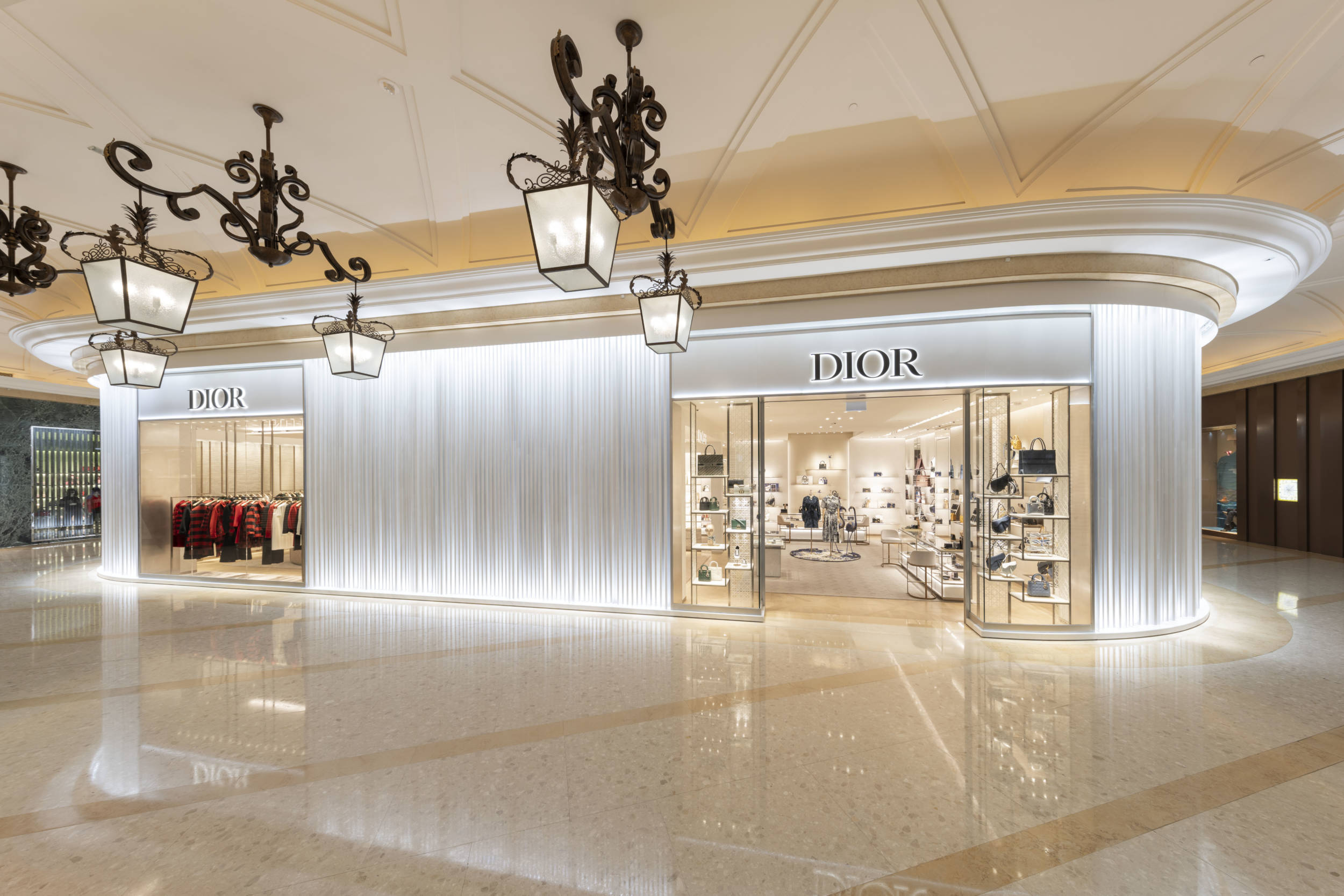 Dior façade concept — Barthélémy Griño